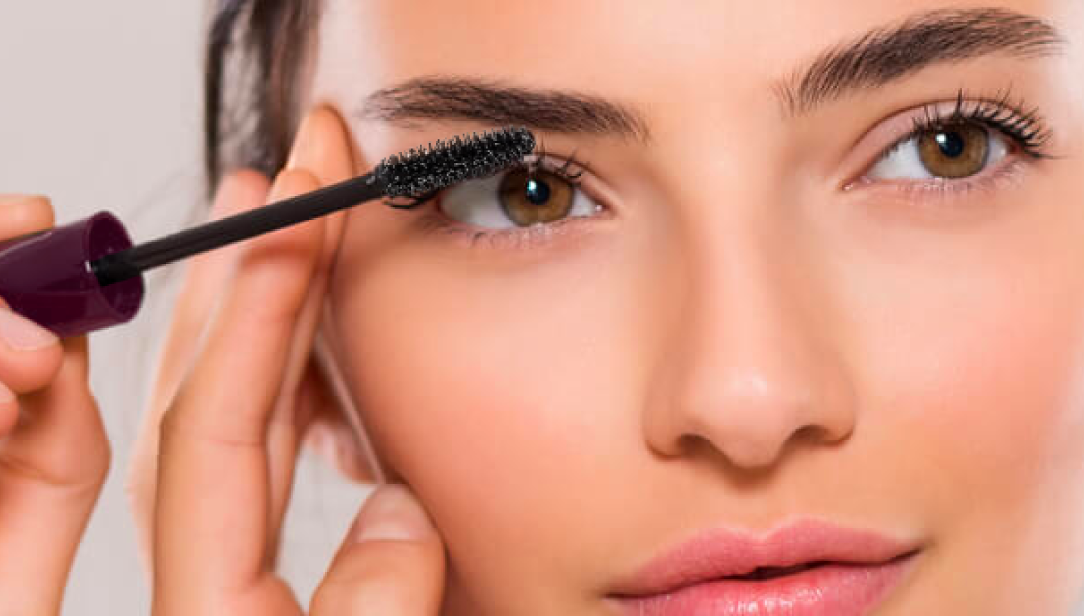The Perfect Mascara for Sensitive Eyes – blinc cosmetics